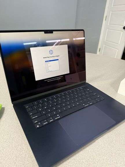 Apple MacBook Air, reset to factory settings, includes box, MacBook Air ...