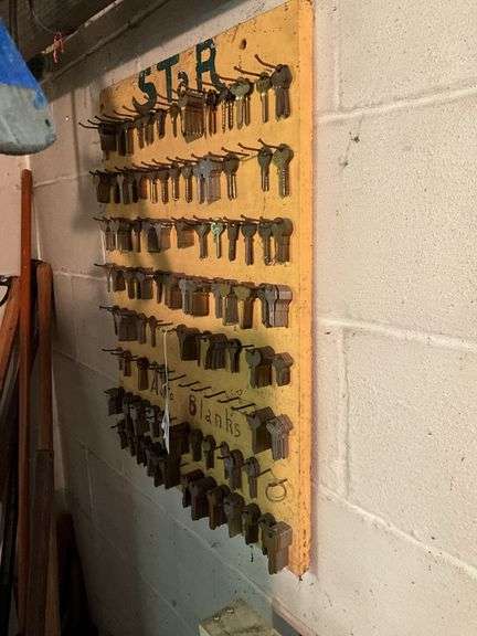 Hanpainted key blank display board w/ keys - Hurley Real Estate & Auctions