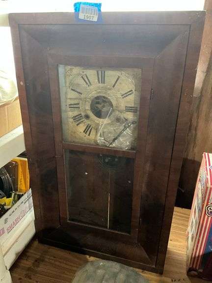 Antique ogee clock - Hurley Real Estate & Auctions