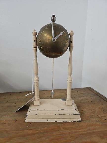 Vintage globe clock - Hurley Real Estate & Auctions