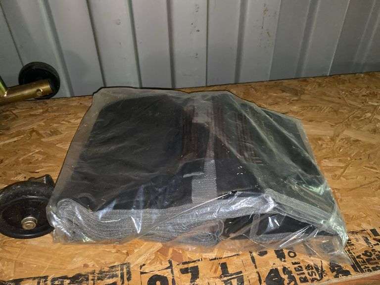 Pit bull motorcycle stand, Thule skis carrier - Hurley Real Estate ...