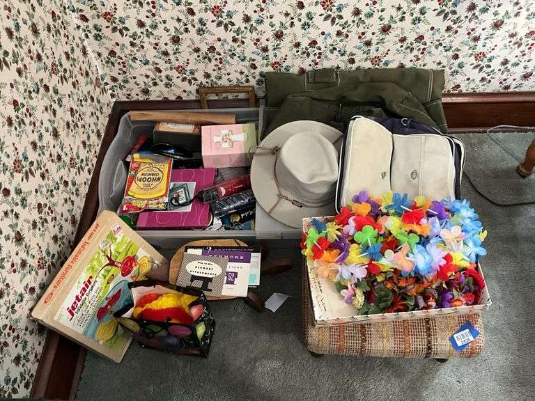 Turtle foot stool, upholstered stool, carryall bags, misc lot - Hurley ...