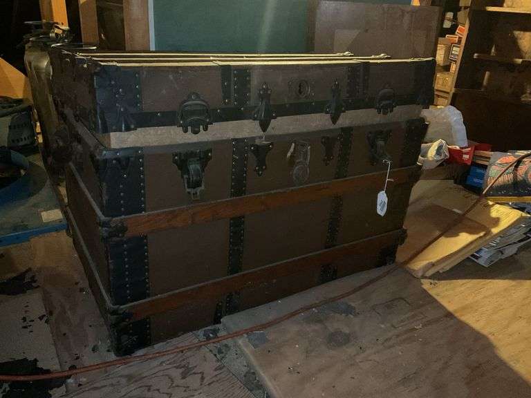 Antique flat top trunk w/ interior tray and contents - Hurley Real ...