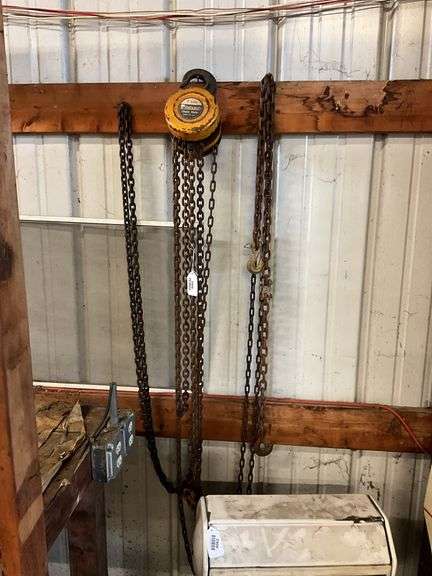 2 Ton Pittsburgh Chain Hoist Model 631 - Hurley Real Estate & Auctions