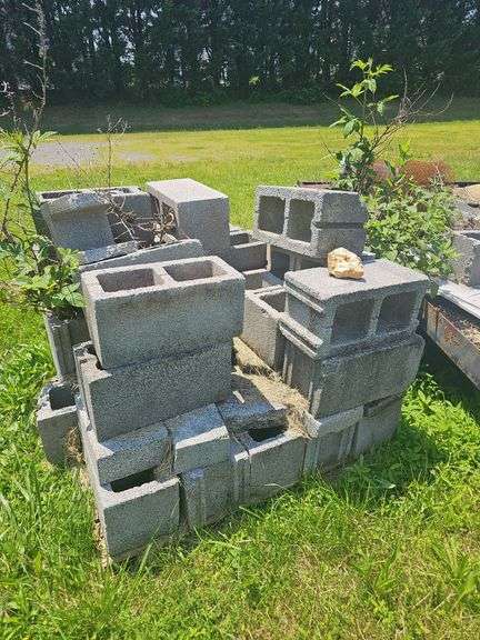 concrete block lot - Hurley Real Estate & Auctions