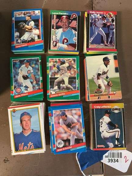 Baseball Cards - Hurley Real Estate & Auctions