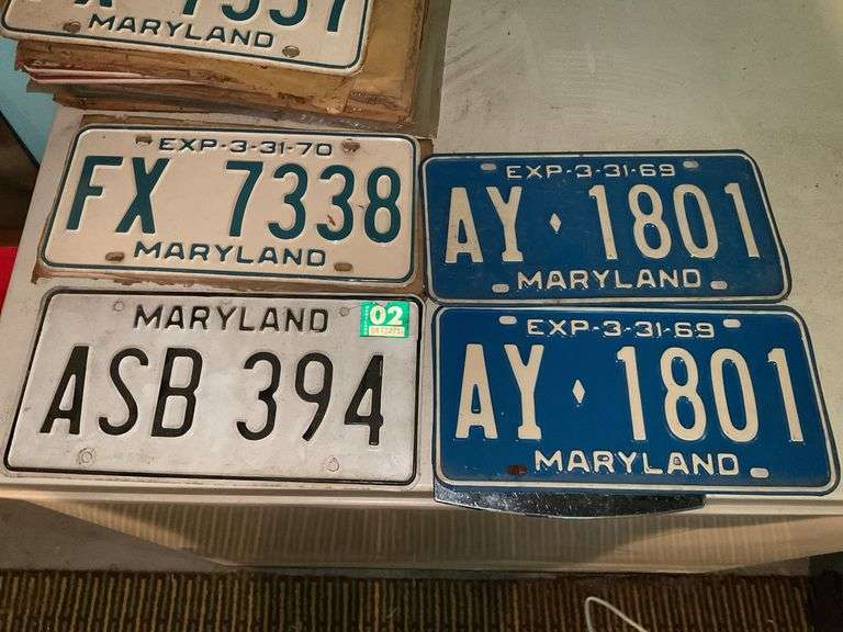 Vintage MD license plate lot - Hurley Real Estate & Auctions
