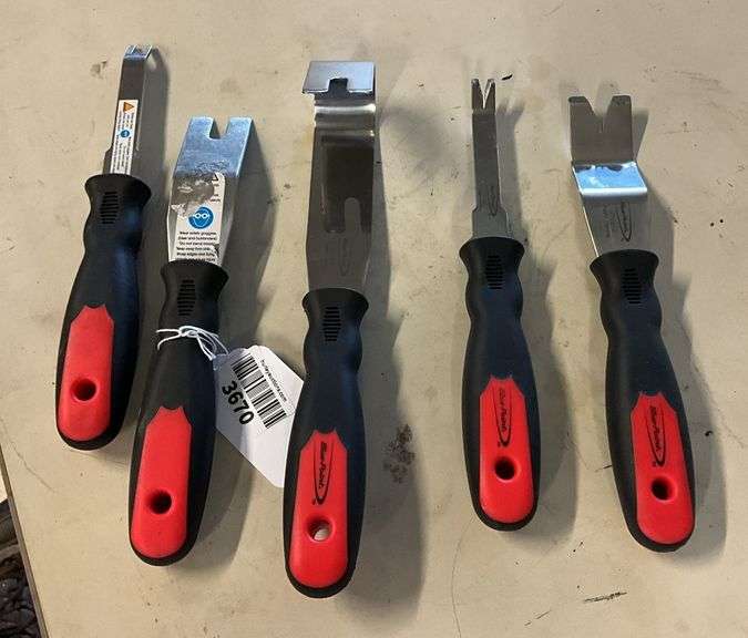 Blue Point door and trim panel tool set - Hurley Real Estate & Auctions