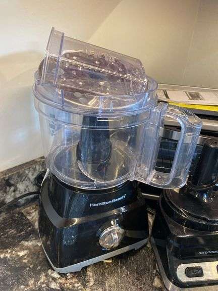 Small appliances: food processor, toaster oven, coffee maker, toaster ...