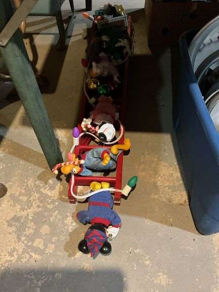 Mickey Mouse and Disney character lighted Christmas ladder - Hurley ...