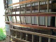 Middle ladder - extension ladder - Hurley Real Estate & Auctions