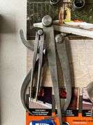 Three calipers - Hurley Real Estate & Auctions