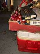 Red Igloo cooler and candles lot - Hurley Real Estate & Auctions