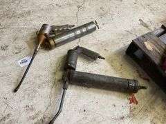 Pneumatic Grease Guns - Hurley Real Estate & Auctions