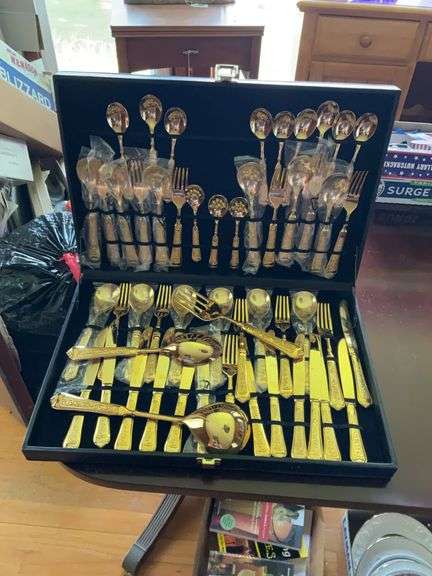 Gold tone flatware w/ storage chest service for 12 - Hurley Real Estate ...