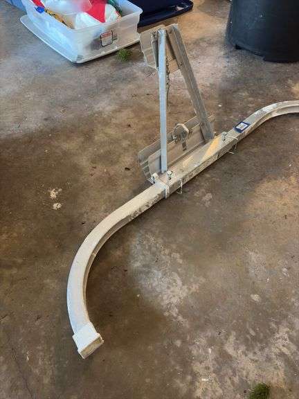 Husky ladder stabilizer - Hurley Real Estate & Auctions
