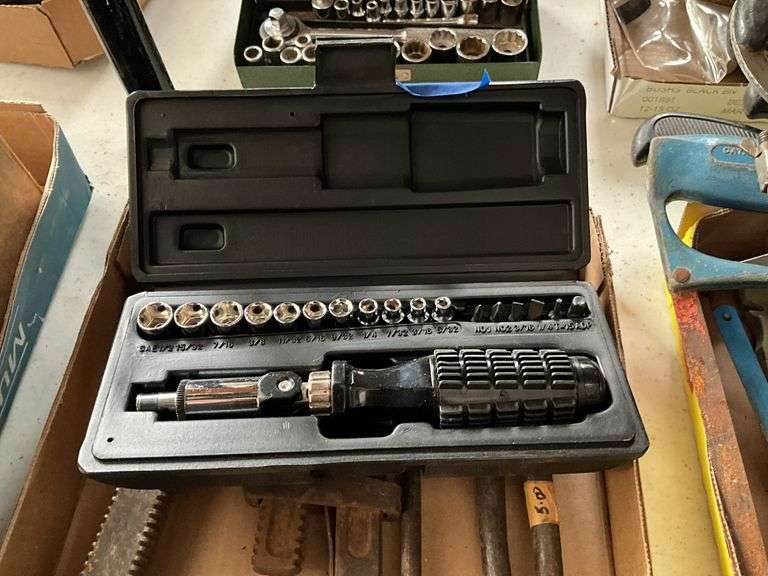 Nut driver kit, socket set kit - Hurley Real Estate & Auctions