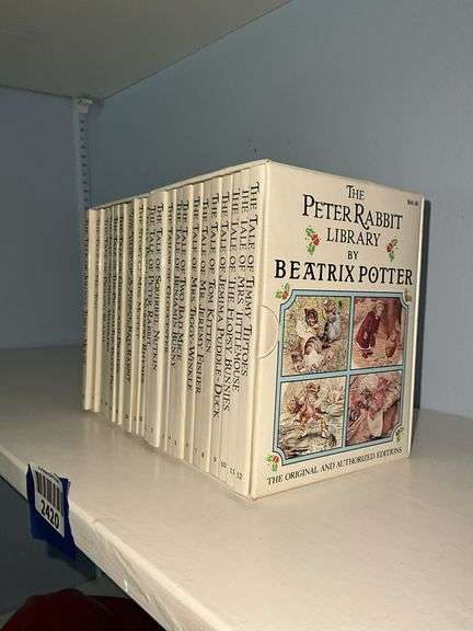 Beatrix Potter The Peter Rabbit Library boxed set of books - Hurley ...