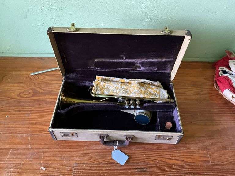 Trumpet in case, and folding music stand - Hurley Real Estate & Auctions