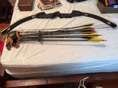 Darton USA model: SL50 compound bow and quiver w/ arrows - Hurley Real ...