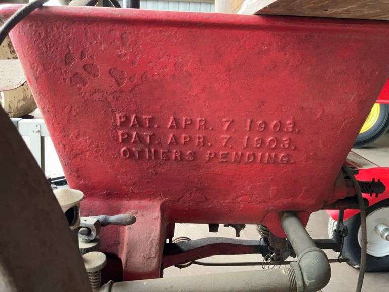 New Holland hit or miss w/ spare parts & magnetos - Hurley Real Estate ...