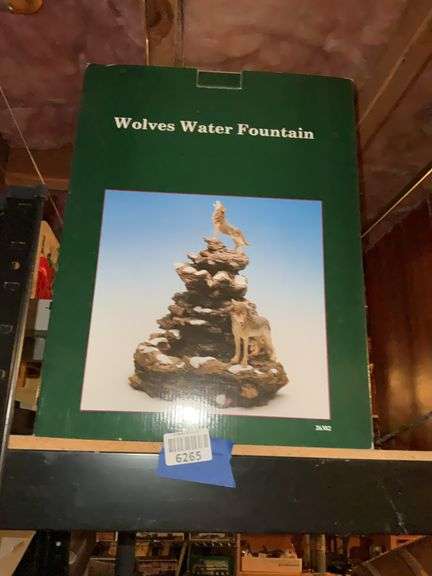 Wolves water fountain in box - Hurley Real Estate & Auctions