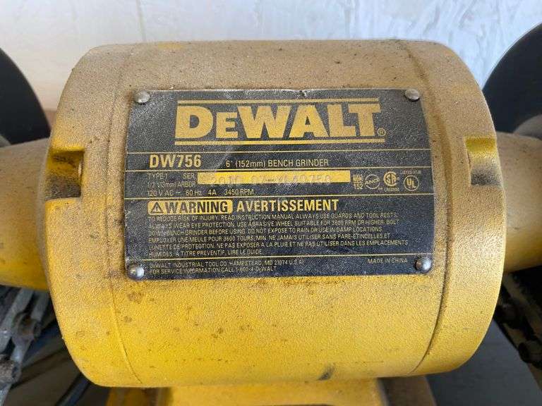DeWalt DW756 bench grinder - Hurley Real Estate & Auctions