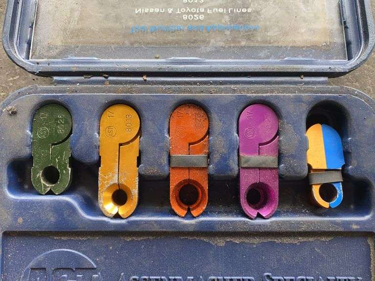 Assenmacher Specialty Tools Line Disconnect Set - Hurley Real Estate ...