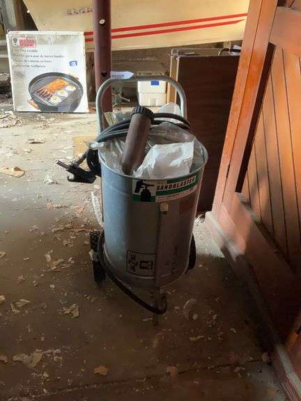 Sears sandblaster - Hurley Real Estate & Auctions