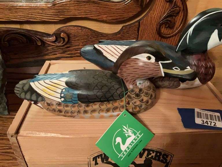 Two Two Rivers Decoy Company duck decoys w/ wooden box - Hurley Real ...