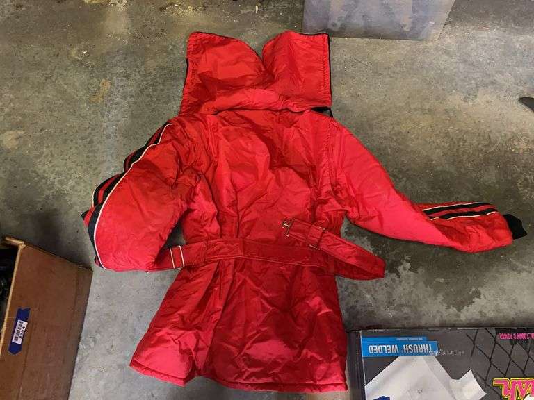 Chaparral snow mobile coat sz: S - Hurley Real Estate & Auctions