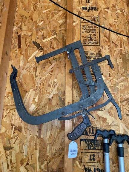 KD valve spring compressor - Hurley Real Estate & Auctions