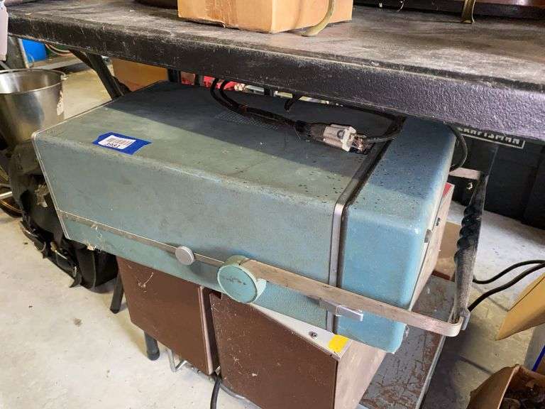 Power supply units, AM/FM signal generator, oscilloscope - Hurley Real ...