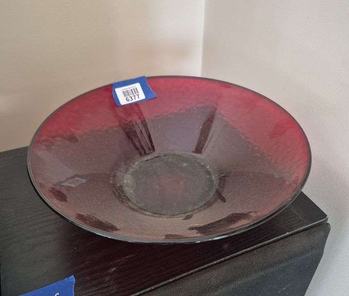 Ruby glass bowl - Hurley Real Estate & Auctions