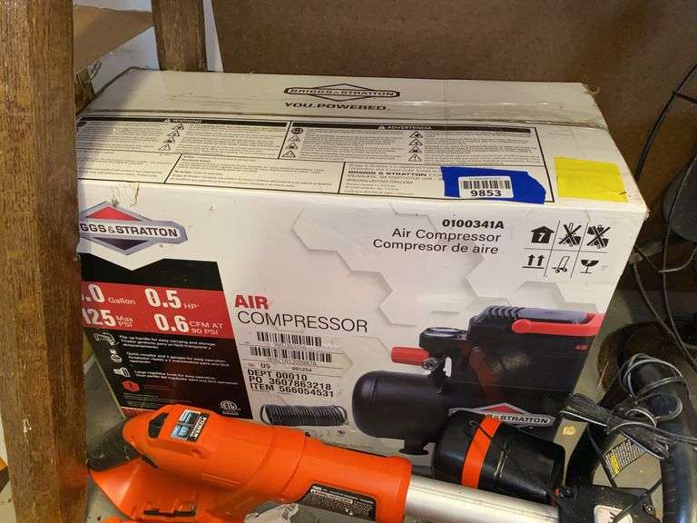 Briggs & Stratton air compressor, in box - Hurley Real Estate & Auctions