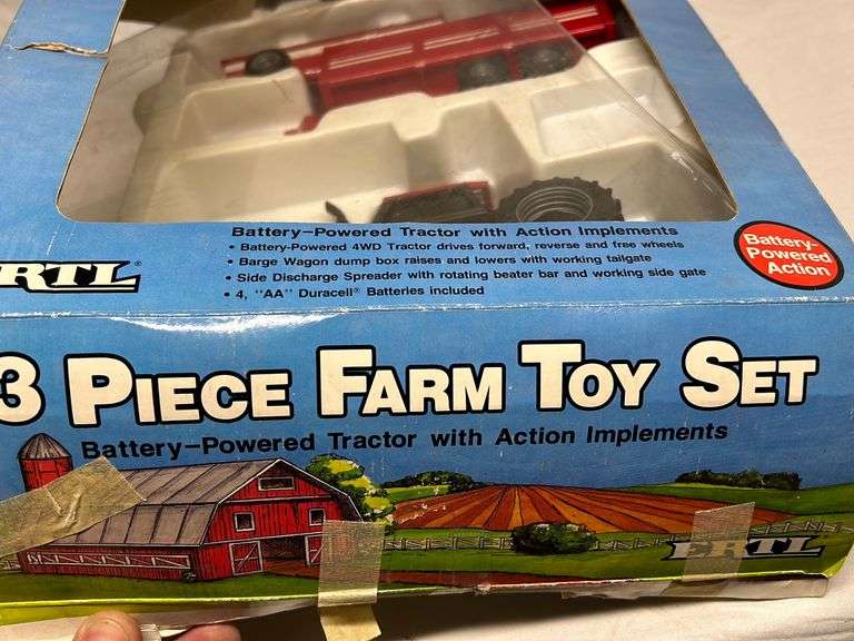 Ertle Case-IH 3 Piece Farm Toy Set - Integrity Auctioneers
