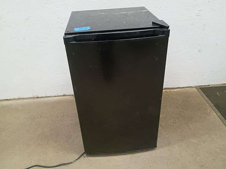 Small Criterion Brand Refrigerator - Integrity Auctioneers