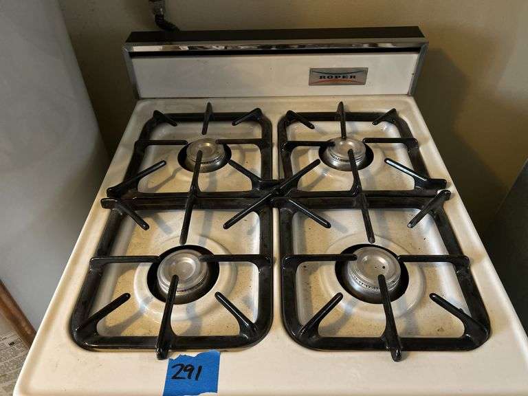 Roper Natural Gas Stove - Integrity Auctioneers