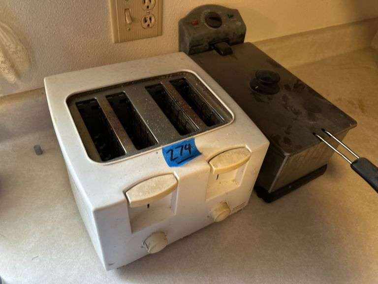 Toaster, Deep Fryer, Cups, & Glasses - Integrity Auctioneers