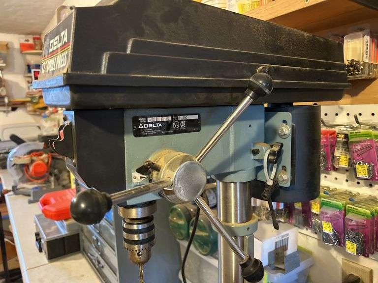 Delta 12-in Benchtop Drill Press - Integrity Auctioneers