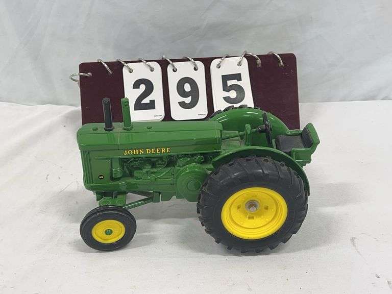 1/16 Scale ERTL John Deere Model AR Tractor - Integrity Auctioneers