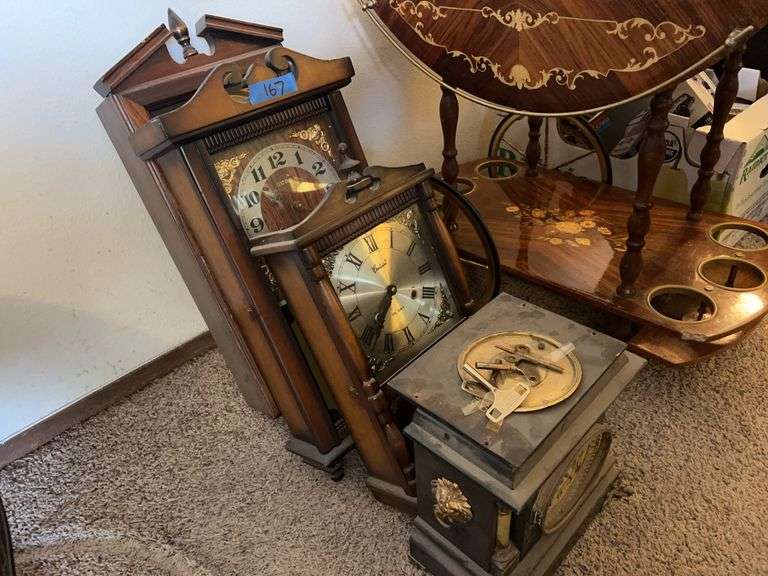 Three Wall Clocks & a Mantle Clock - Integrity Auctioneers