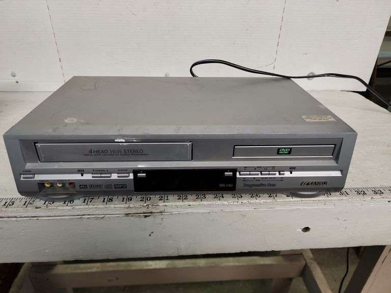 SANSUI DVD/VHS PLAYER - Isabell Auction