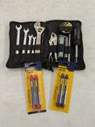 SM. TOOL KIT & MARKING CRAYONS - Isabell Auction