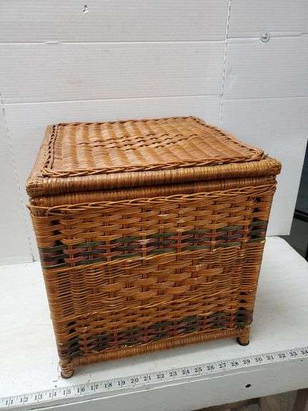 16 IN. WIDE X 17 IN. TALL SQUARE WICKER STORAGE BOX - Isabell Auction