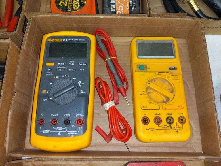 FLUKE & UEI MULTIMETERS, (ONLY (2) LEADS) - Isabell Auction