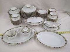 73-PCS. VINTAGE BAVARIA "THOMAS" CHINA DISHES - Isabell Auction