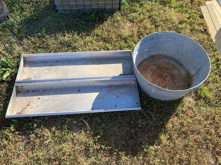 (2) STAINLESS STEEL TROUGHS AND GALVANIZED WATER BUCKET - Isabell Auction