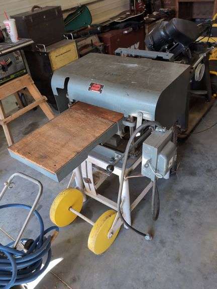 BELSAW HEAVY DUTY 12" PLANER WITH STAND - Isabell Auction