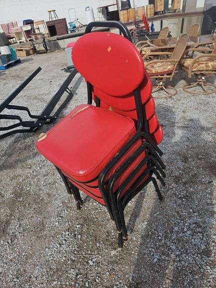 (OUT) STACK CHAIRS - Isabell Auction